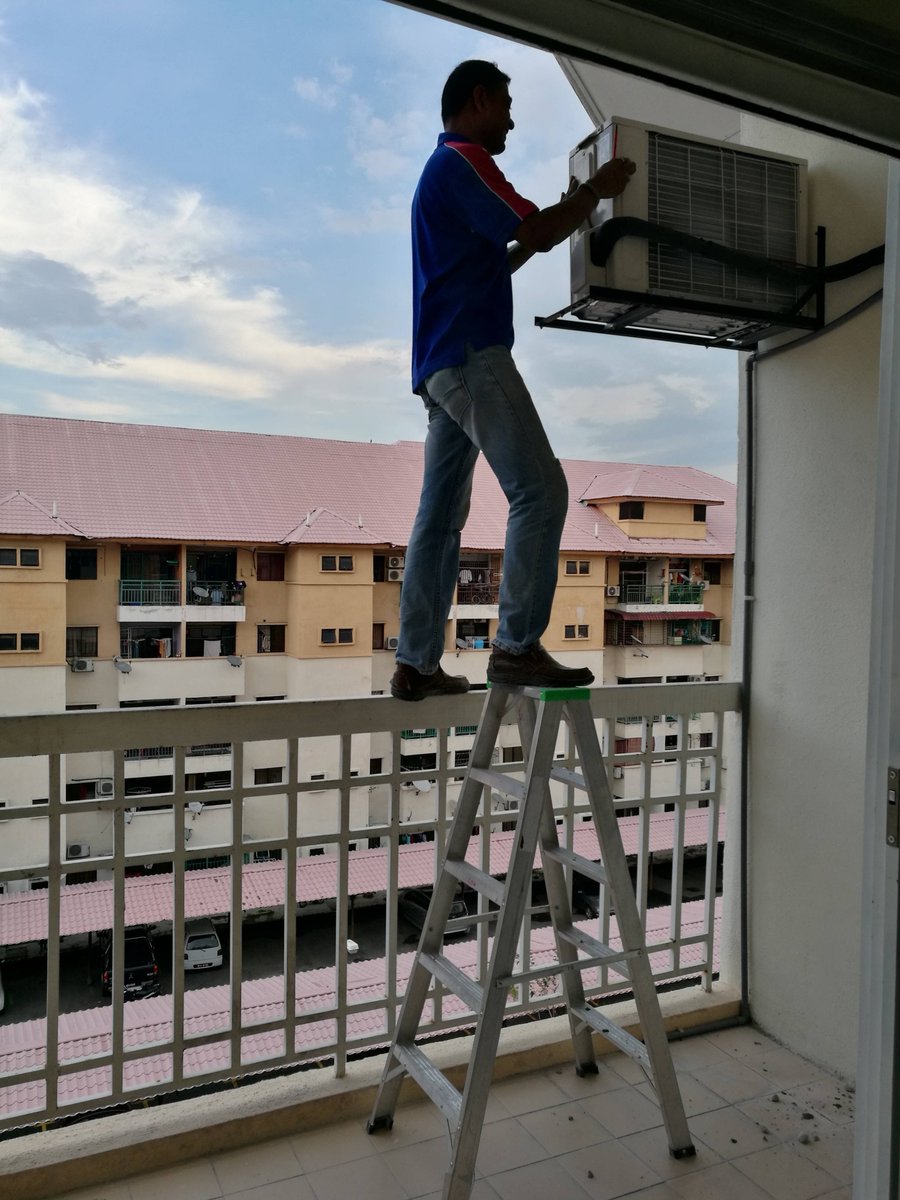 December’s Unsafe Photos | Safety Consulting | RMS Safety