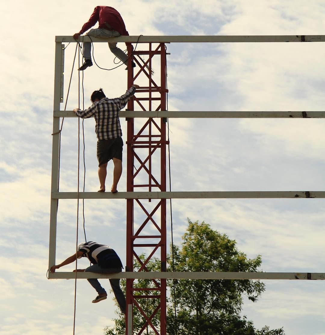 December’s Unsafe Photos | Safety Consulting | RMS Safety